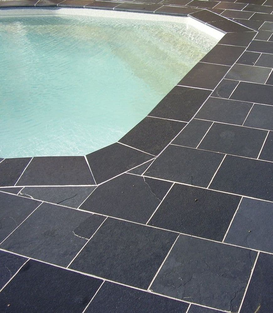 Black Limestone 22mm Calibrated Paving - 19 5m2 per pack