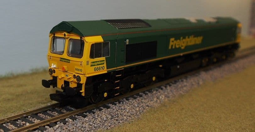 BACHMANN 32-726 Class 66 diesel 66610 freightliner