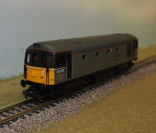 Lima L205073A6 CLASS 33 109 CAPTAIN BILL SMITH RNR