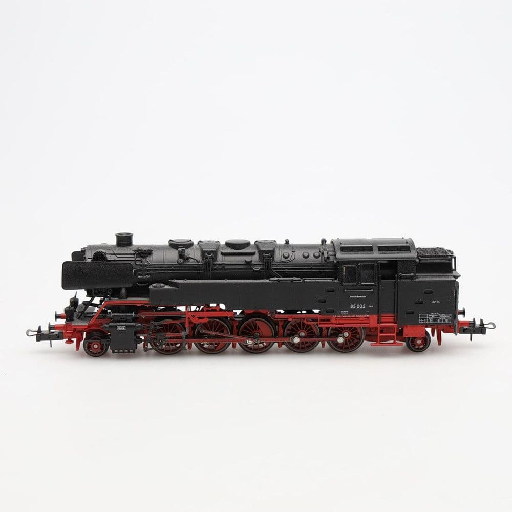 TRIX 22702 BR 85-DB STEAM LOCOMOTIVE