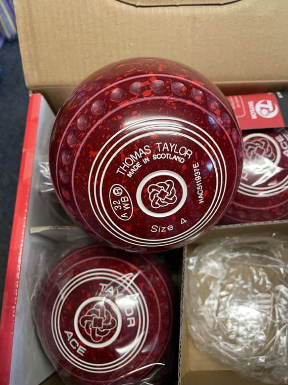 Ace - Size 4H - Maroon/Red - Progrip - WB32