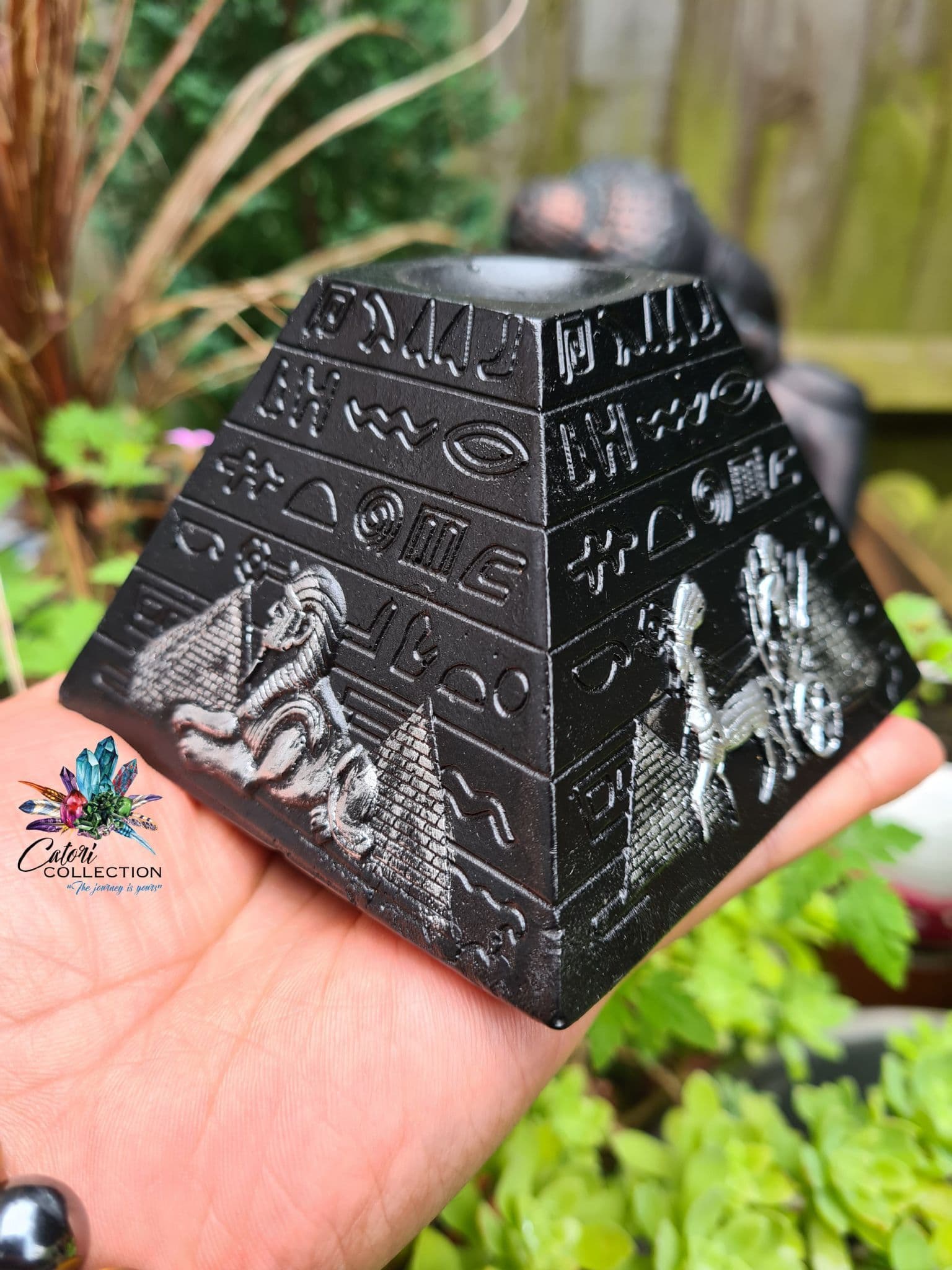 Egyptian Pyramid Sphere Display Stand silver/black