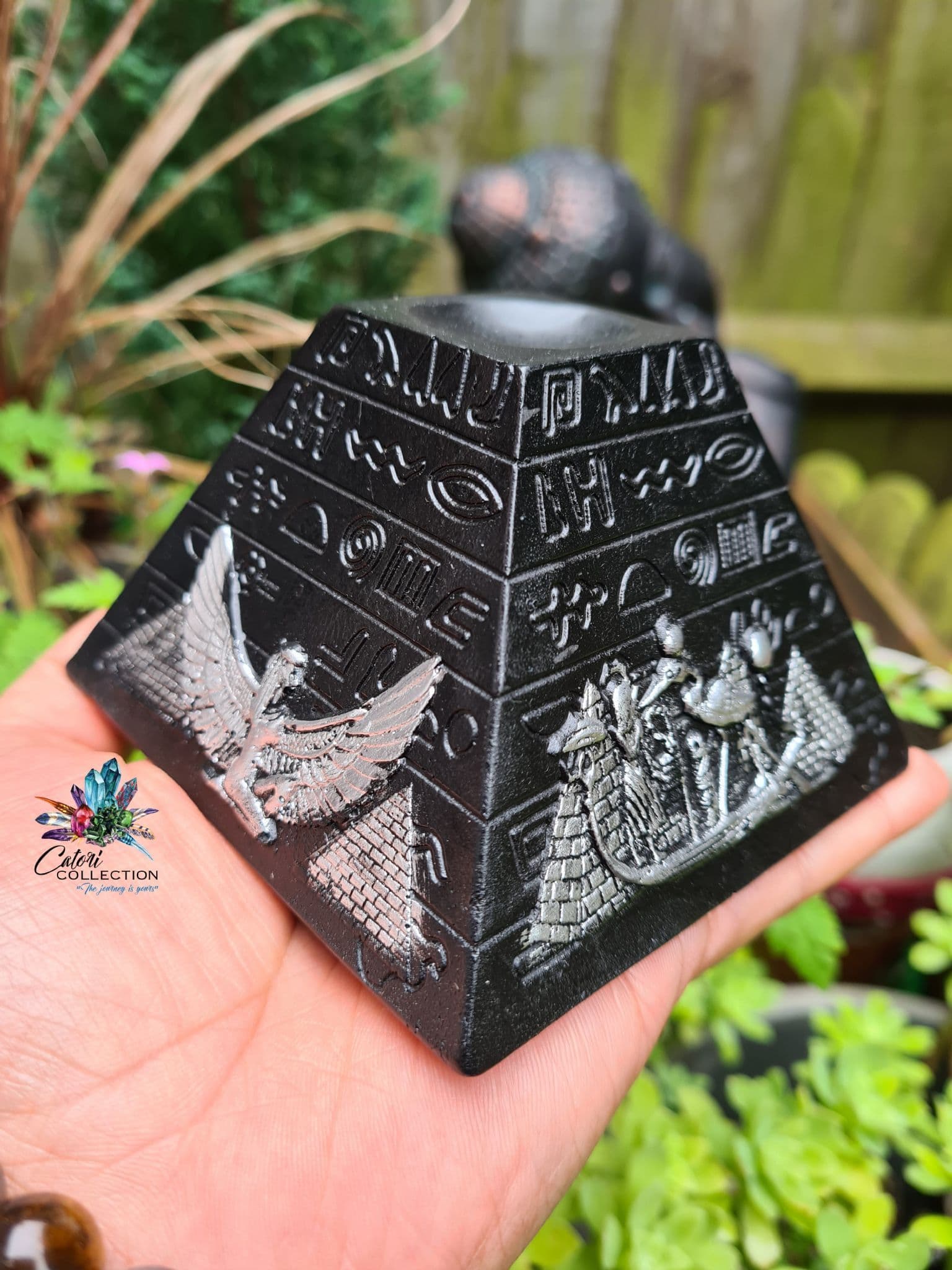 Egyptian Pyramid Sphere Display Stand silver/black