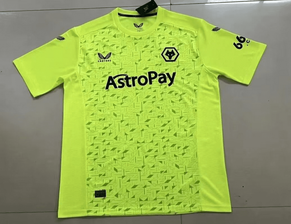 Wolves 23-24 Green Away