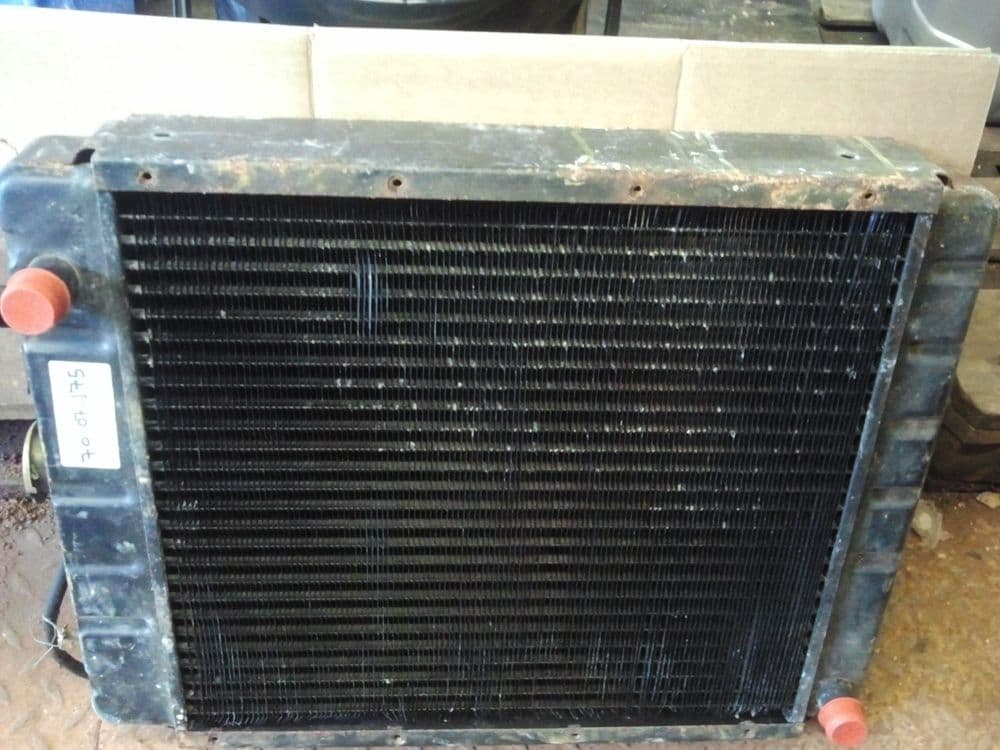 70-07-175-SS Toro & Hayter Beaver RADIATOR SHOP SOILED CONTAINER RACK