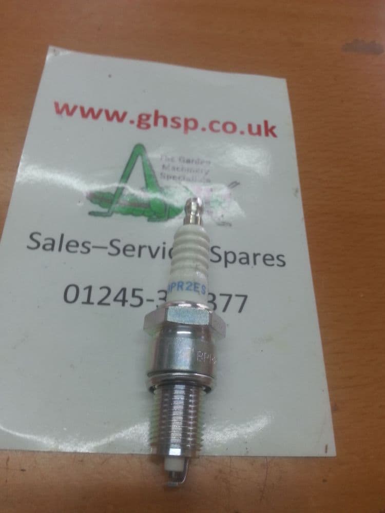 BPR2ES Batteries Spark Plugs SPARK PLUG S-P-R