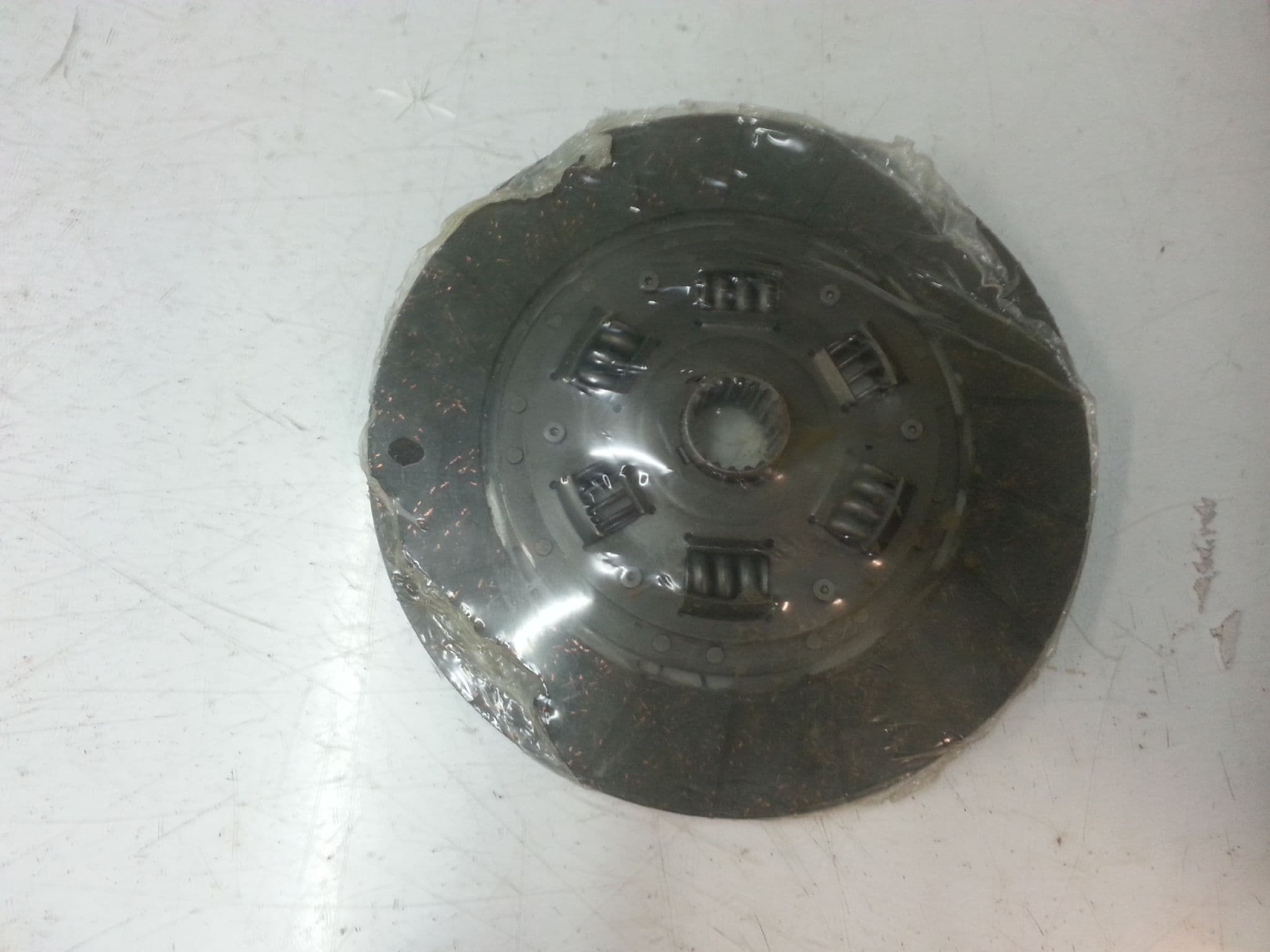 Y18001213200 TYM CLUTCH DISC RERFURBISHED TYM T700 E080