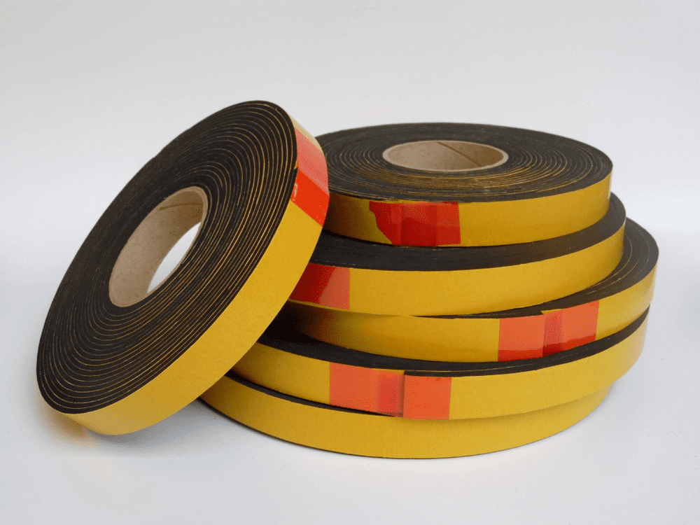 PC 15mm thick x 20mm wide Adhesive EPDM Sponge Strip PC