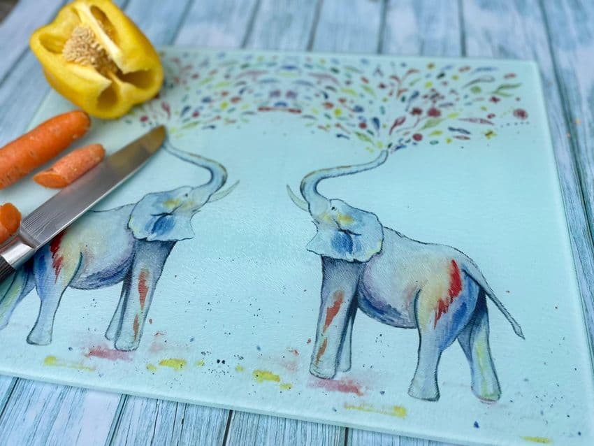 ELI THE ELEPHANT ECO-CHOPPING BOARD