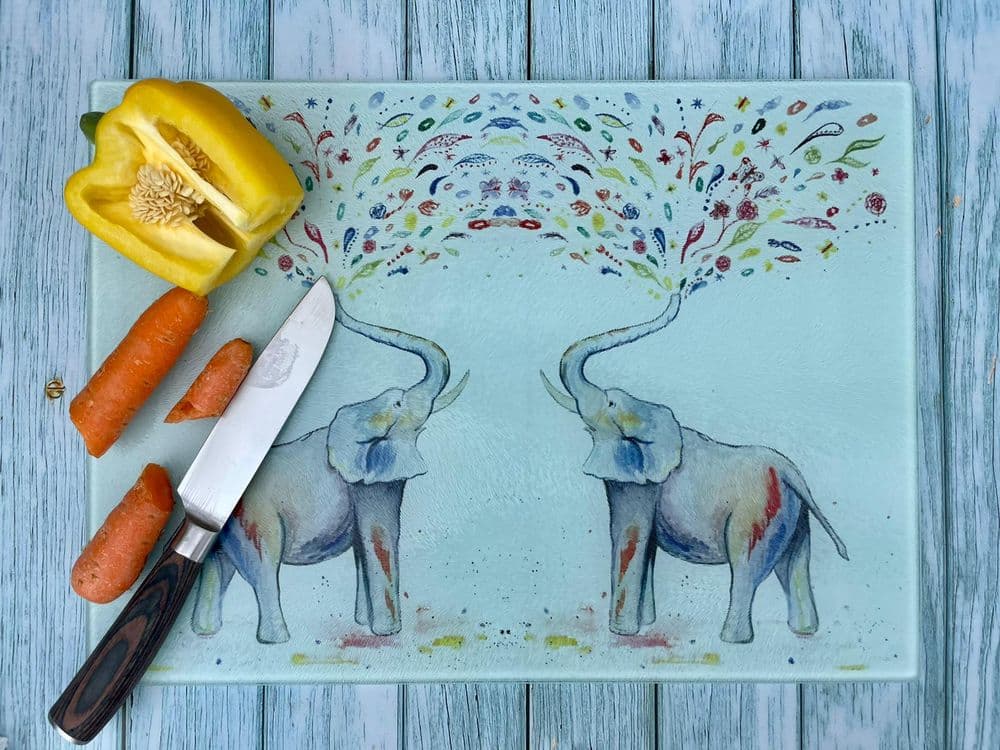 ELI THE ELEPHANT ECO-CHOPPING BOARD
