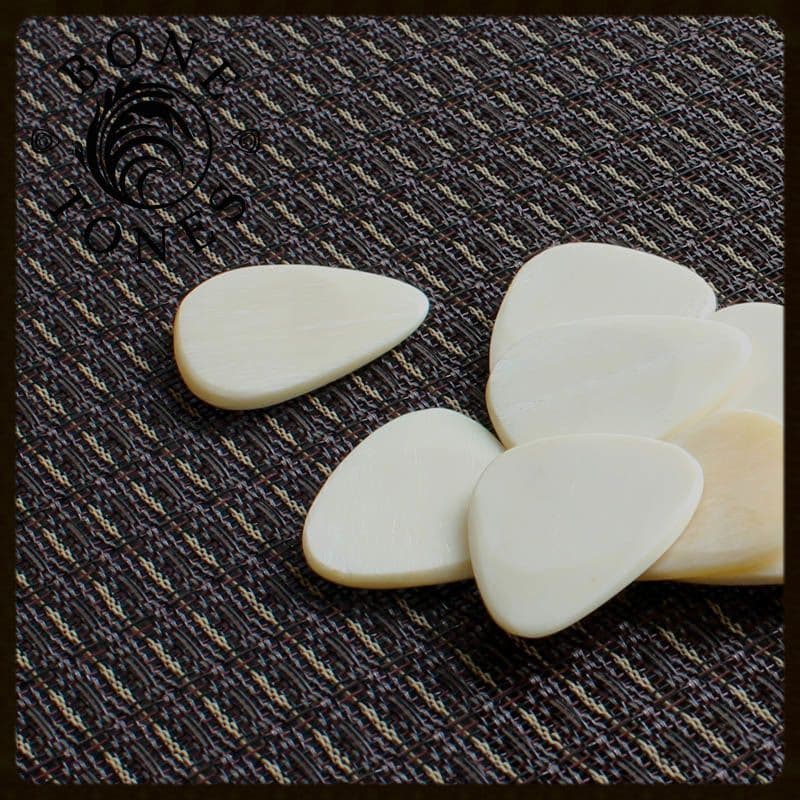 Bone Tones - Bone - 1 Guitar Pick | Timber Tones