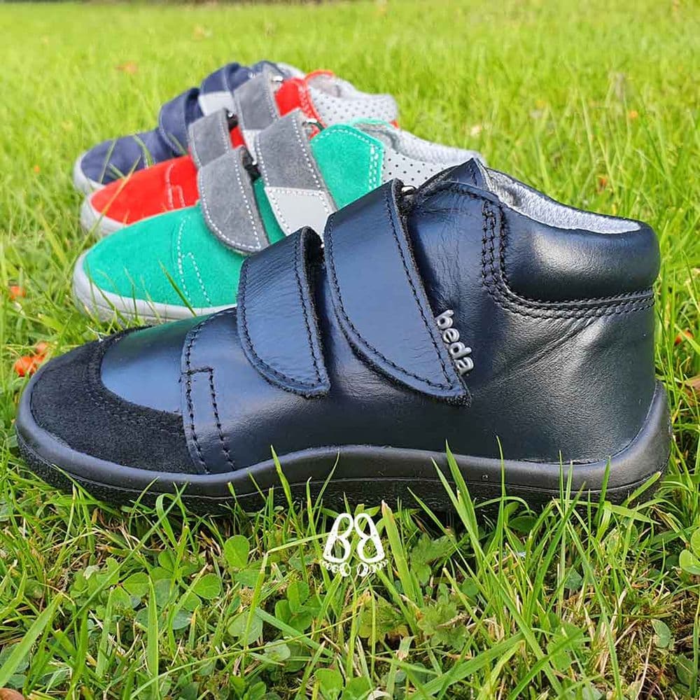 Beda Barefoot Just Black Water-repellent Leather Ankle Shoes