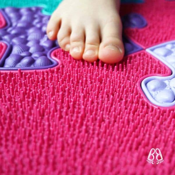 Muffik Twister Firm Massage Floor Mat Pink