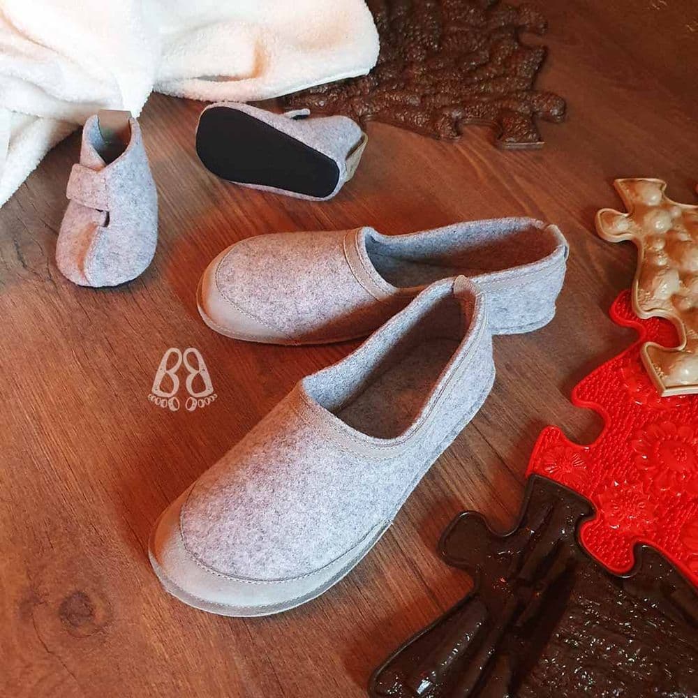 Omaking Wool Felt Slippers Grey