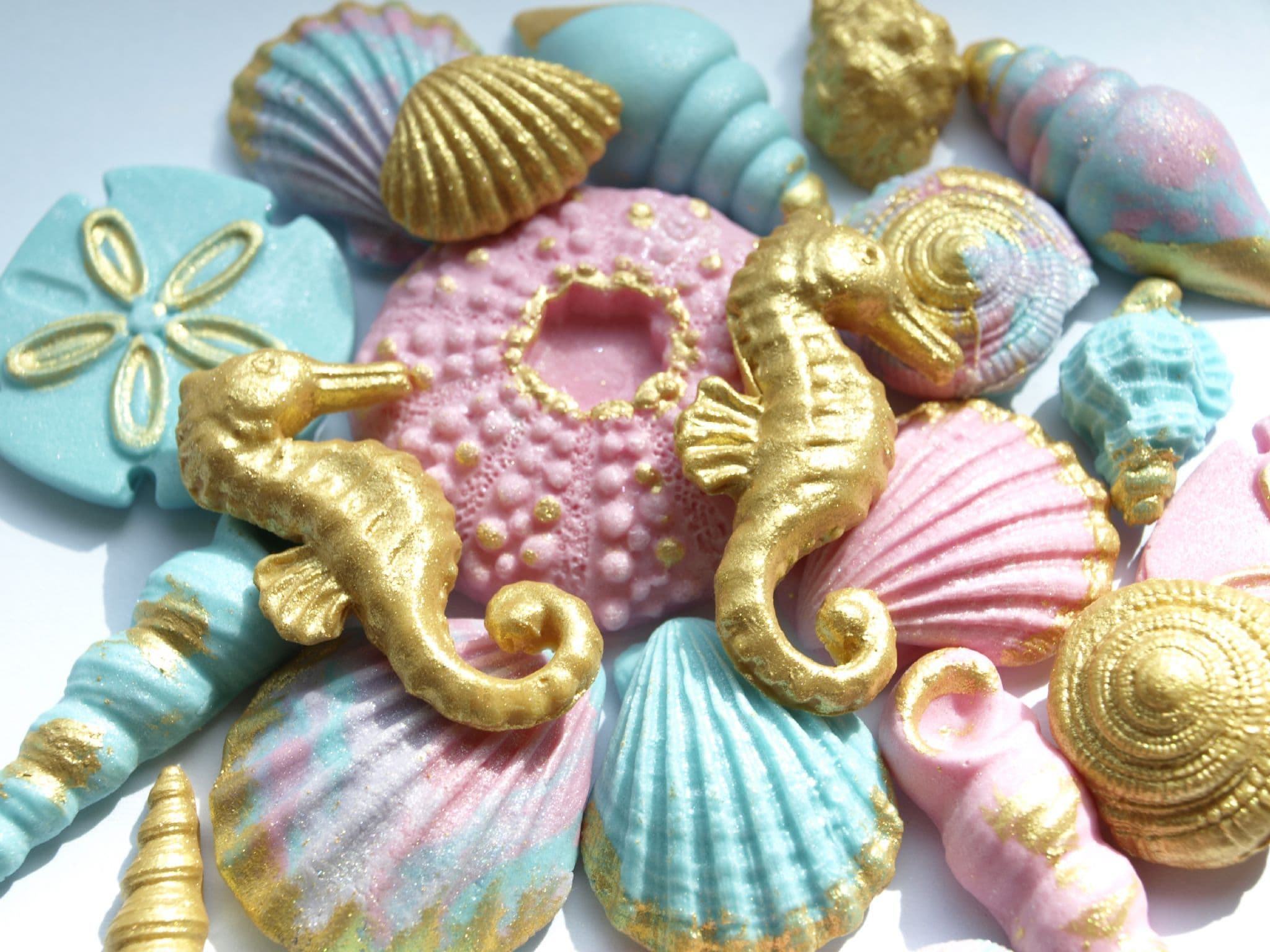 25x Edible Seahorse Seashells Rainbow Under the Sea Fondant Cake Topper ...