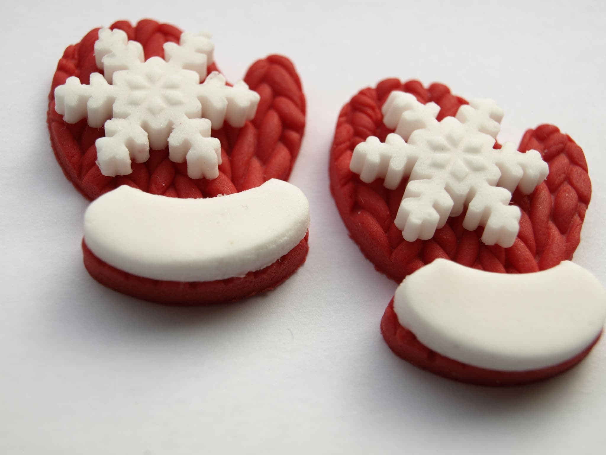 8x Christmas Mittens Stockings Candy Cane Snowflake - Fondant Edible ...