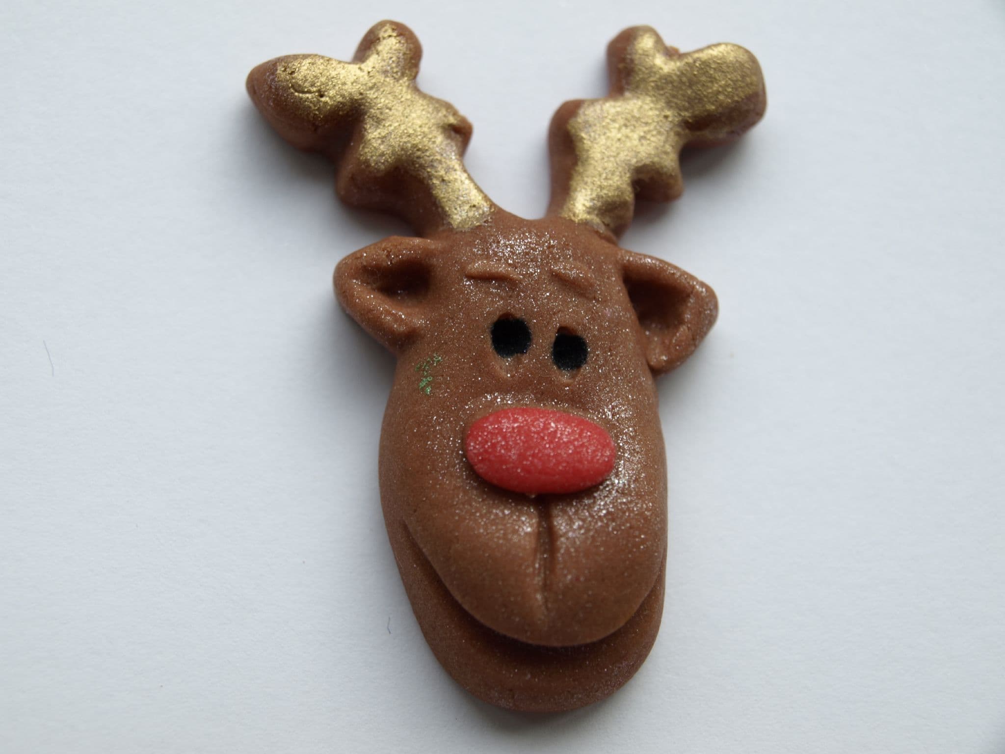 Christmas Edible Cupcake Cake Toppers - Fondant Santa Rudolph Elf and ...