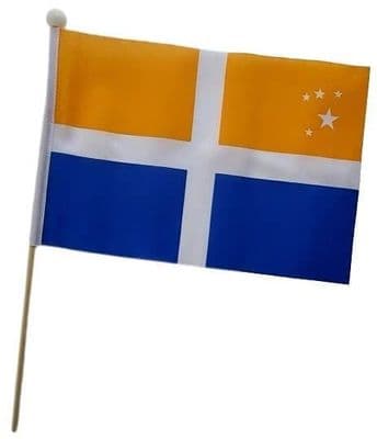 Scilly Isles Flag | Isles of Scilly Flag & Bunting | NWFlags | Free UK ...