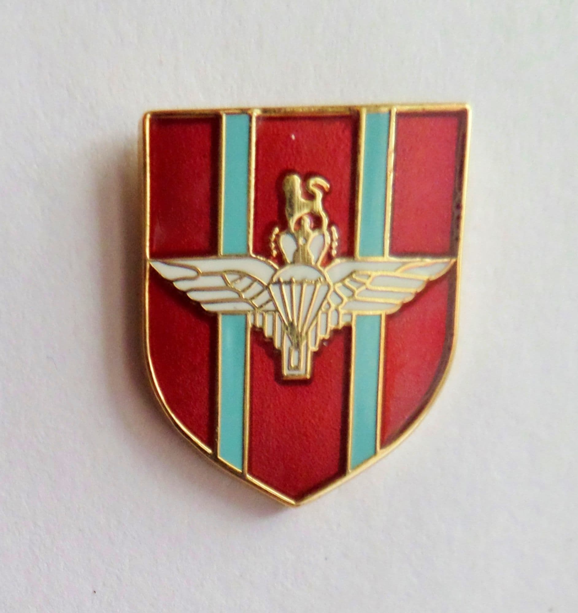 British Army Parachute Regiment Pin Badge - MOD Approved - M9