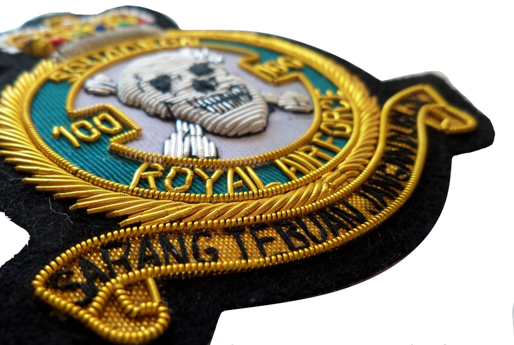 No 100 Squadron Royal Air Force RAF GOLD WIRED Blazer Embroidered Badge