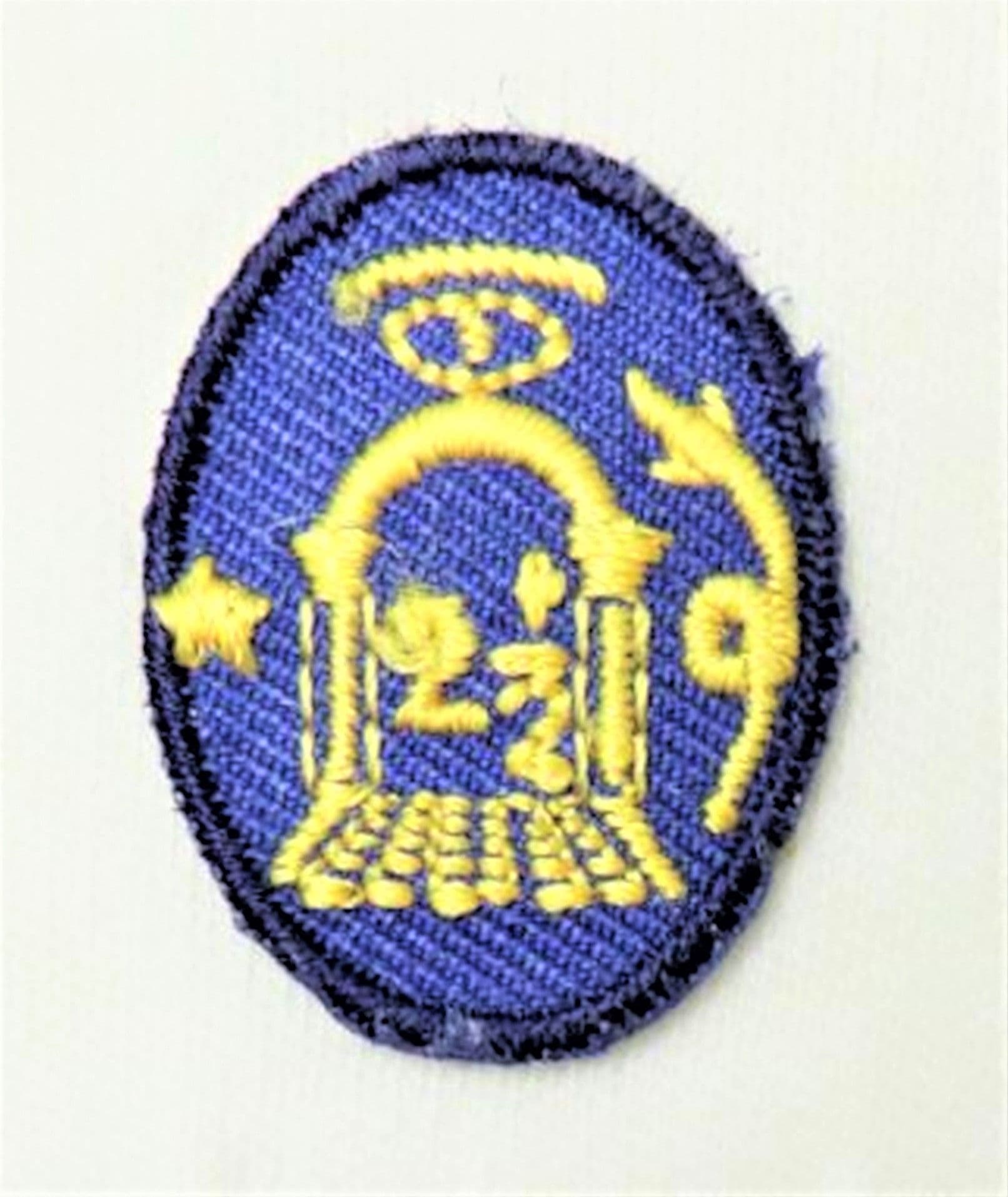 Orange Order Women s Medium 2 Tribes Parade White Gloves