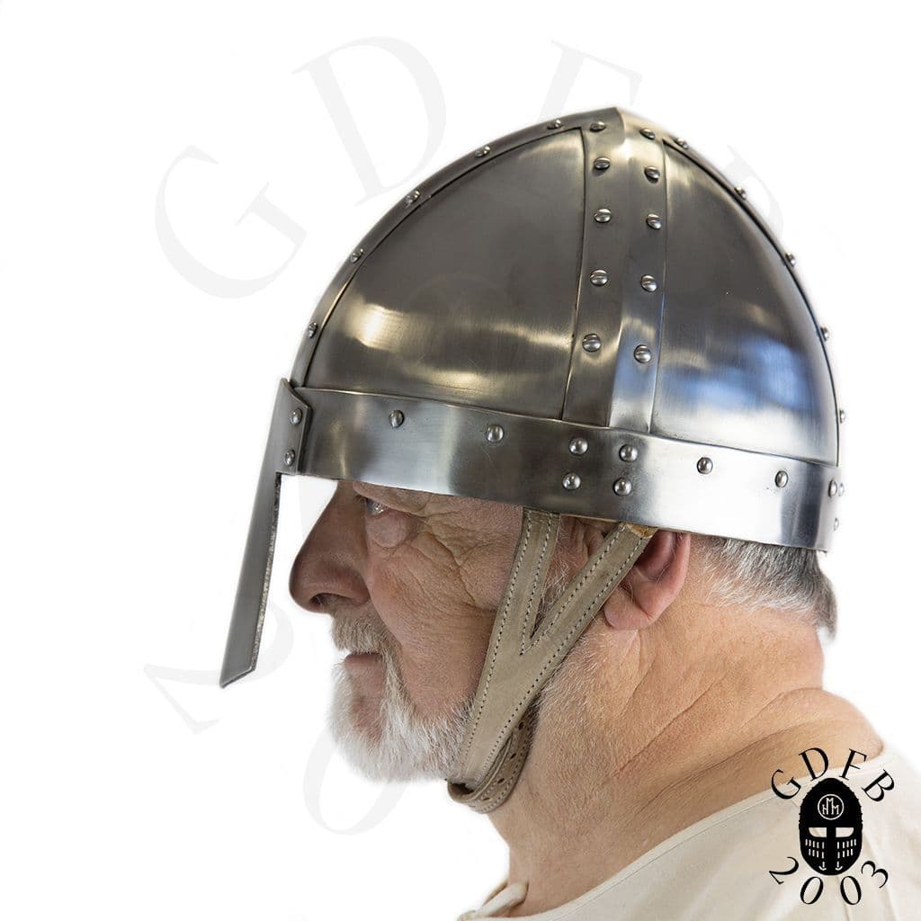 GDFB Spangenhelm 1