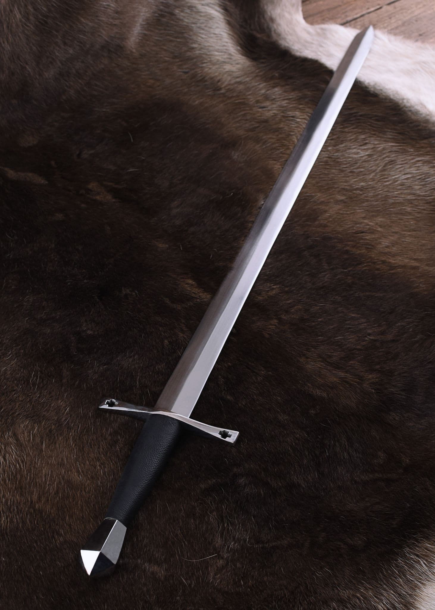 Medieval One Handed Sword with Cross