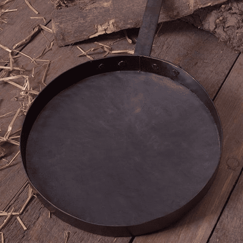 Rustic Frying Pan With Long Handle