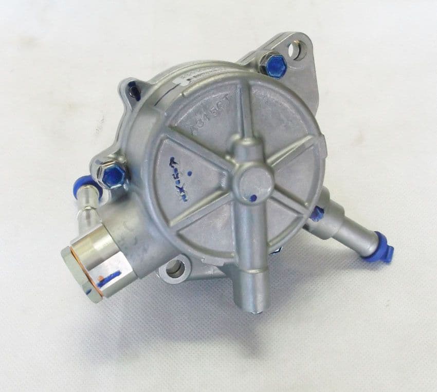 Mitsubishi L200 KB4T B40 2.5DID 2020A002 (03/2006+) NEW VACUUM PUMP ...