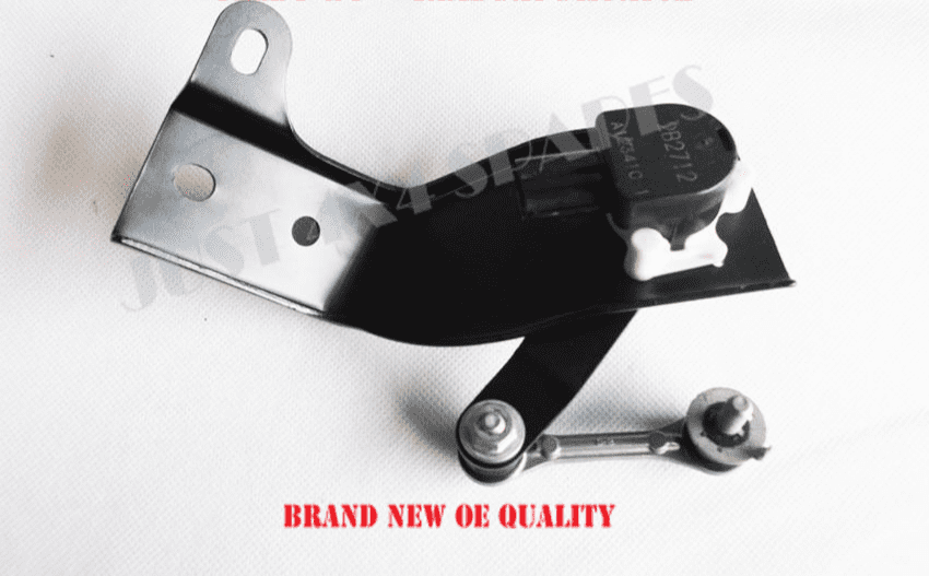 MITSUBISHI SHOGUN PAJERO MK4 3.2DID (2006 ON) REAR SUSPENSION HEIGHT SENSOR