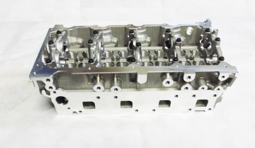 NISSAN NAVARA D40 PICK UP 2.5DCi (01/2010+) NEW ENGINE CYLINDER HEAD BARE