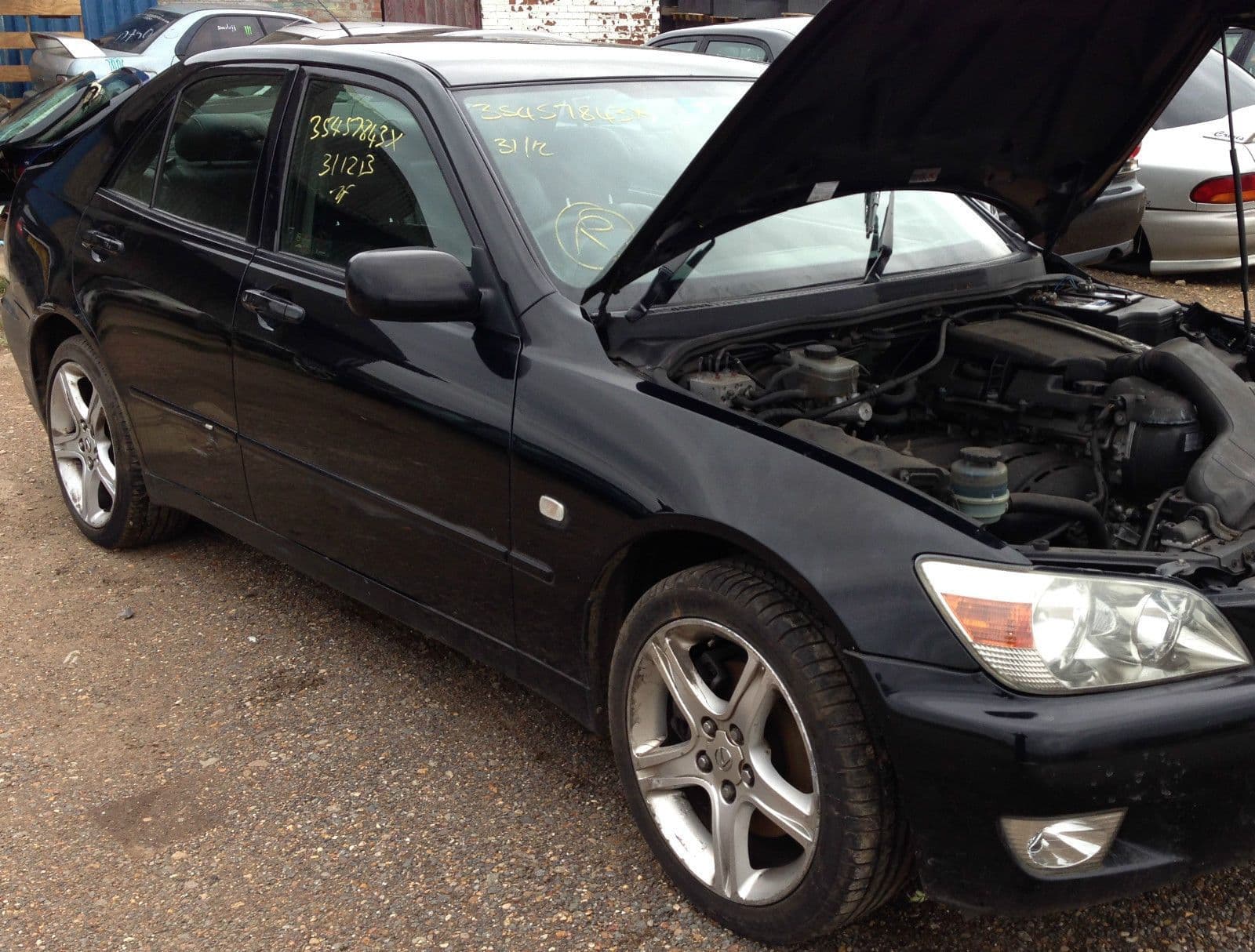 1999-2005 LEXUS IS200 AIR CON HOSE PIPES PAIR WITH VALVE AIRCON ...