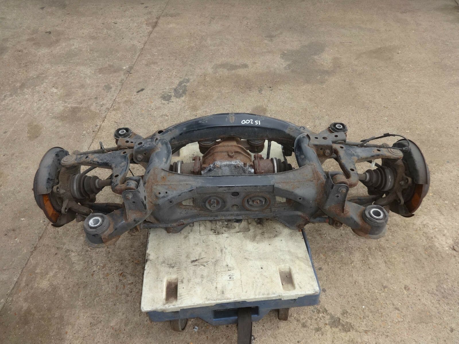 2004 LEXUS IS200 COMPLETE REAR SUBFRAME ARMS SUSPENSION DIFF ...