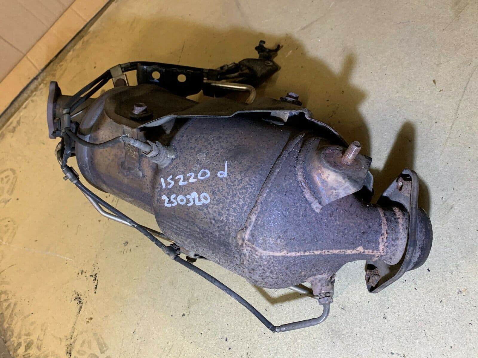 2007 LEXUS IS220 CAT DPF SENSORS CATALYTIC CONVERTER 05-12 IS220D DIESEL