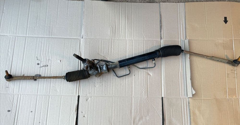 98 - 00 SUBARU FORESTER POWER STEERING RACK TURBO