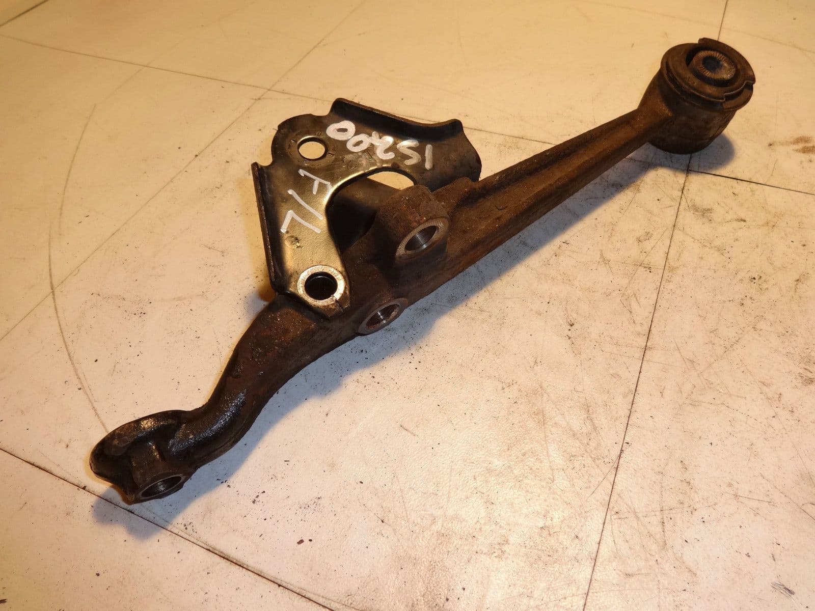 99-05 GENUINE LEXUS IS200 SUSPENSION CONTROL ARM PASSENGER FRONT FAST ...
