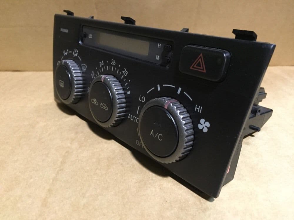 99-05 LEXUS IS200 CLIMATE CONTROL PANEL SWITCHES HEATER AC 88650-53020
