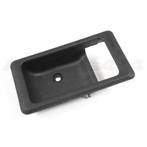 DEFENDER RH DOOR HANDLE HOUSING RH