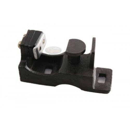 Land Rover Defender - Rear Safari Door Latch Striker Plate - FQB000040