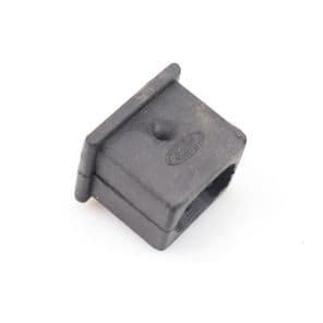 RANGE ROVER L405 RADIATOR INSULATOR LR007399