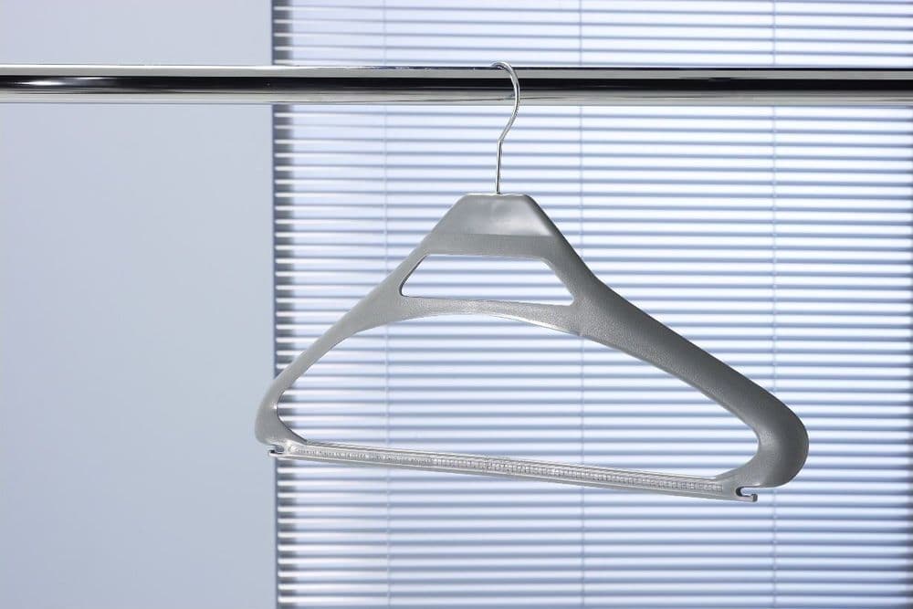 HPH Hooked Polypropylene Coat Hanger