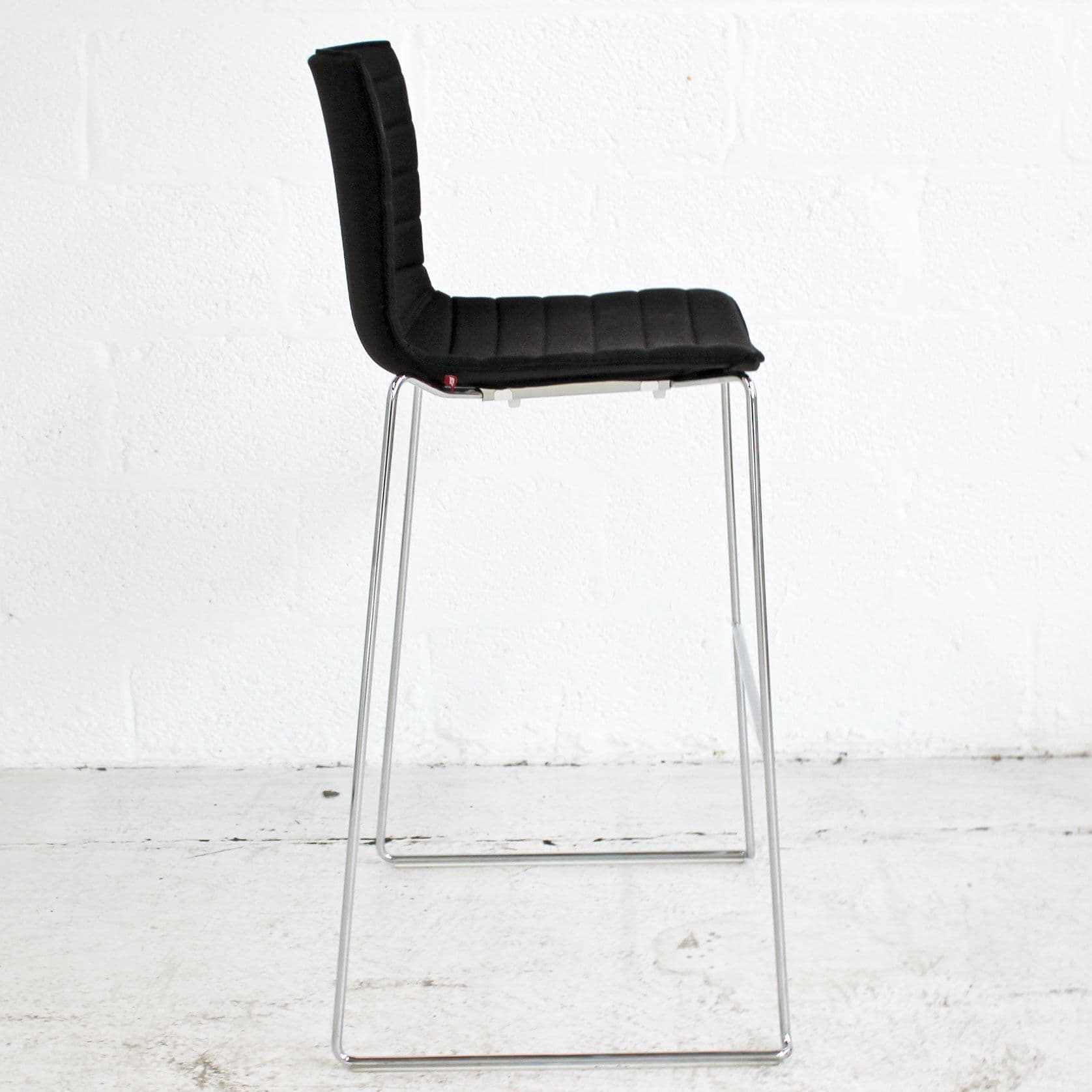 Arper Catifa 46 Bar Stool | Black Bar Stool | Fabric High Stool