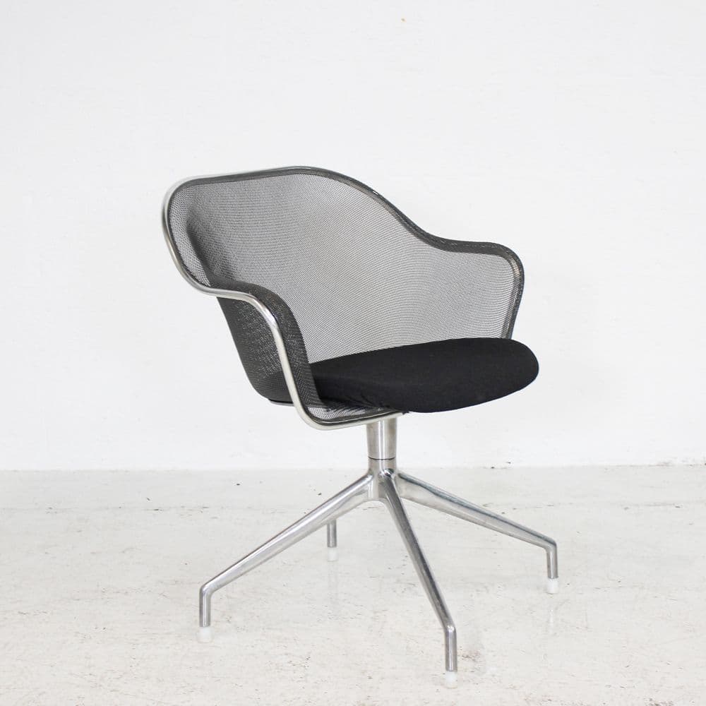 B and B Italia Iuta - Swivel Base | mesh back chair | swivel meeting chair