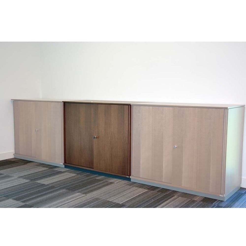 Bene P2 Executive Suite | matching office set | high quality managers suite