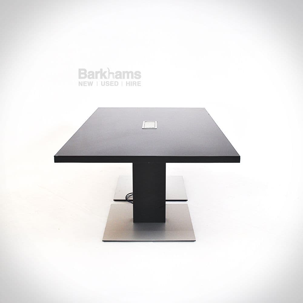 Bene P2 Meeting Table | Bene Gloss Black Meeting Table | Black Meeting ...