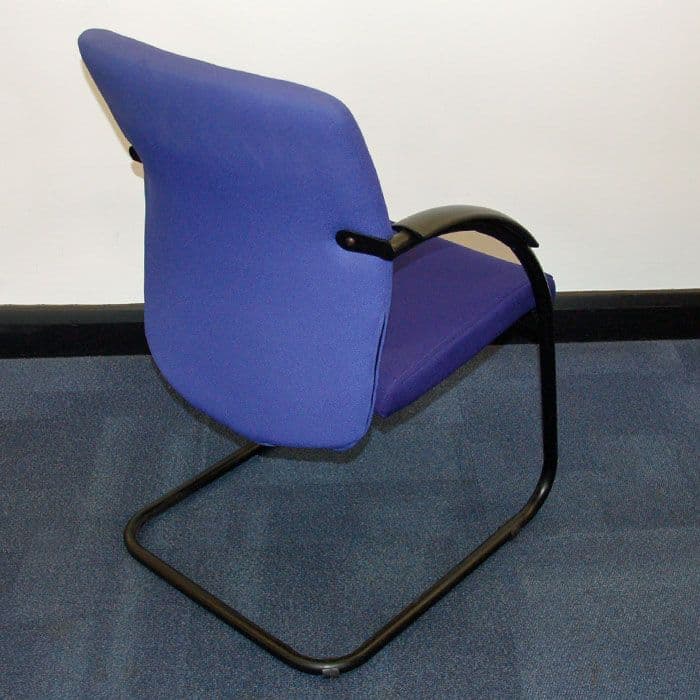 Blue Meeting Chair with Black Cantilever Frame | blue fabric chair ...