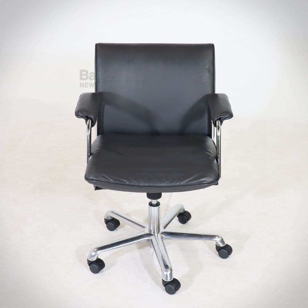 Boss Design Delphi on Swivel Base| Delphie Meeting Chair by Boss Design ...