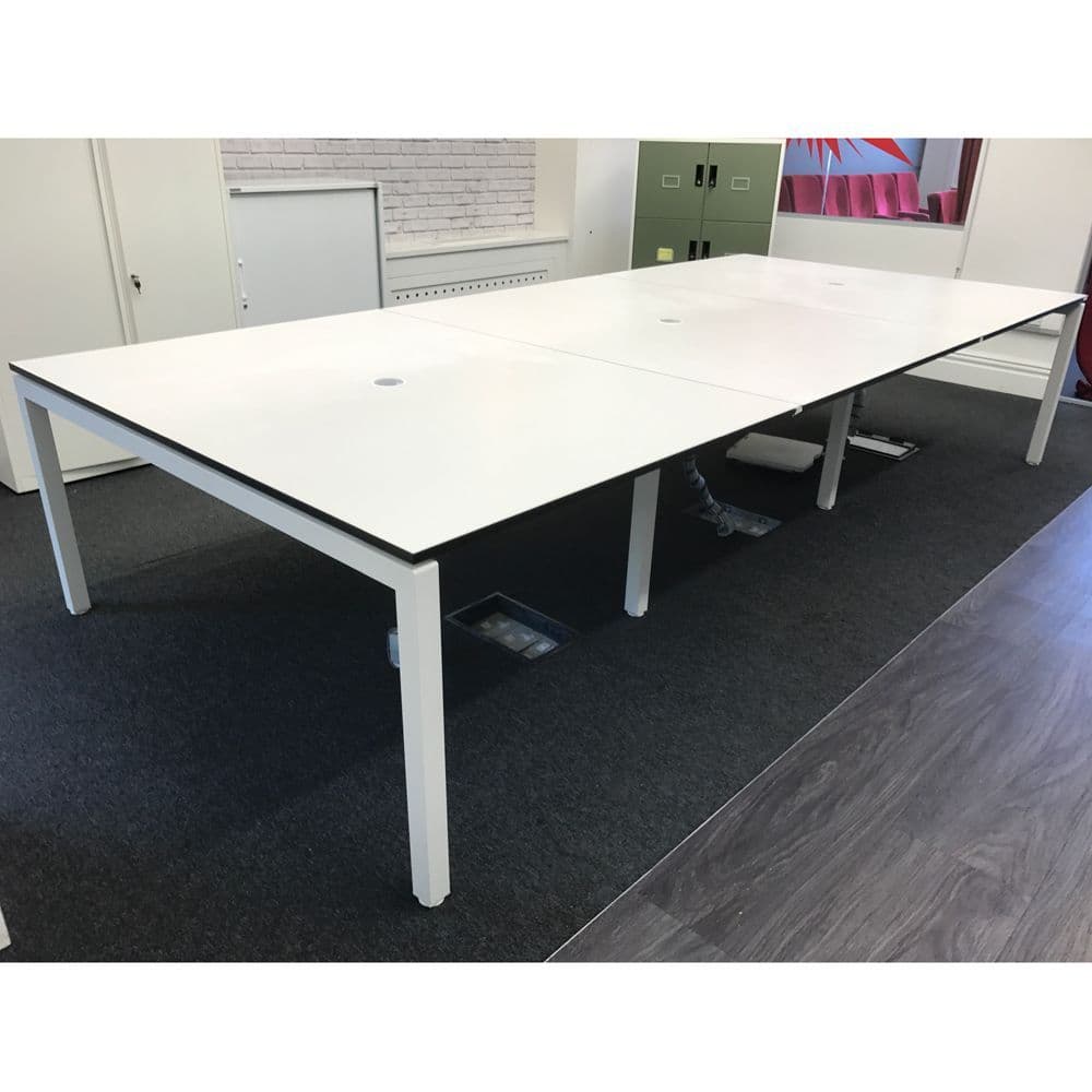 Forma 5 F25 Bench Desk | white bench desk | multi user desk