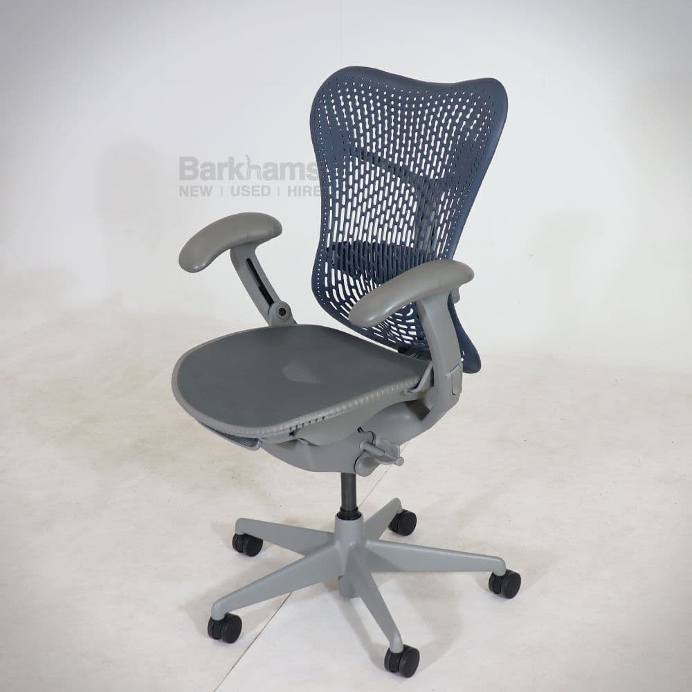 Herman Miller Mirra Grey and Blue| Mirra Chair in Blue| Operator chair ...