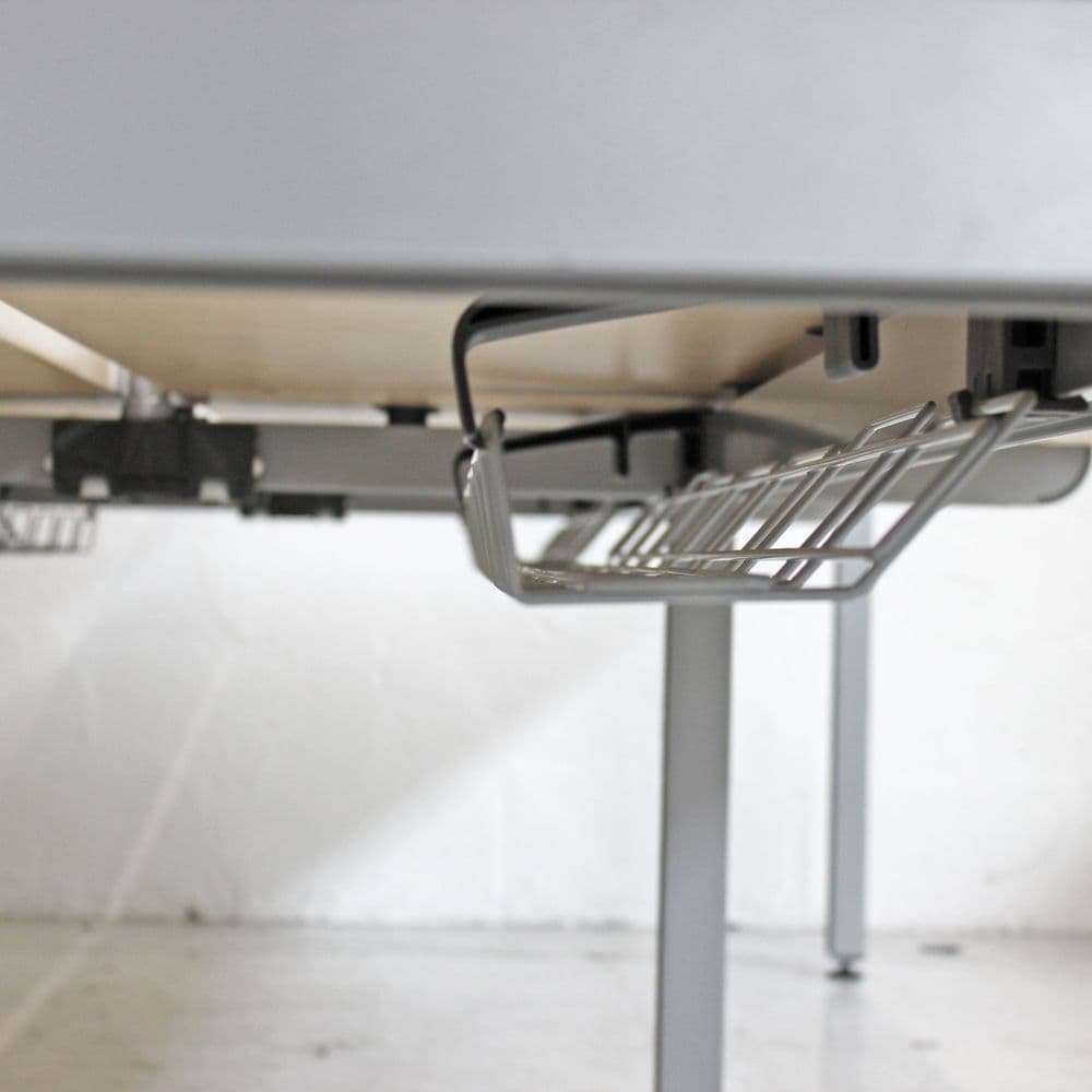 Herman Miller Sense Bench Desk (Maple and Silver) | Maple Bench Desk ...